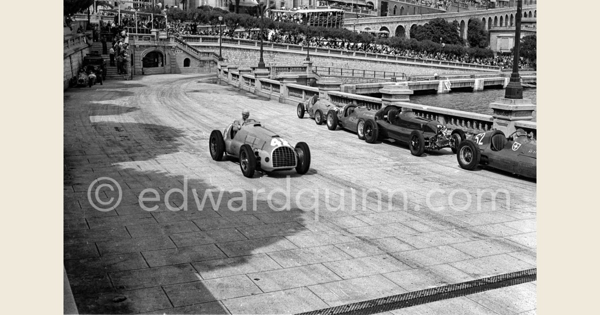 Raymond Sommer, (42) Ferrari 125, Giuseppe "Nino" Farina, (32) Alfa ...