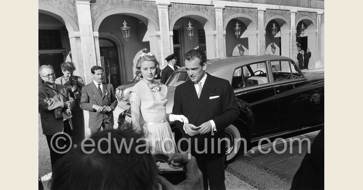Prince Rainier and Princess Grace meeting Monegasque people in the courtyard of the Royal Palace ...
