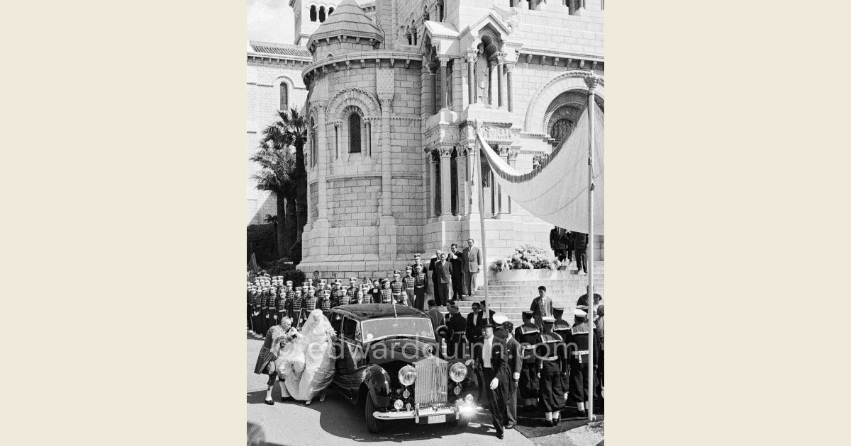 Wedding of Prince Rainier and Grace Kelly, Monaco Ville 1956. Car ...